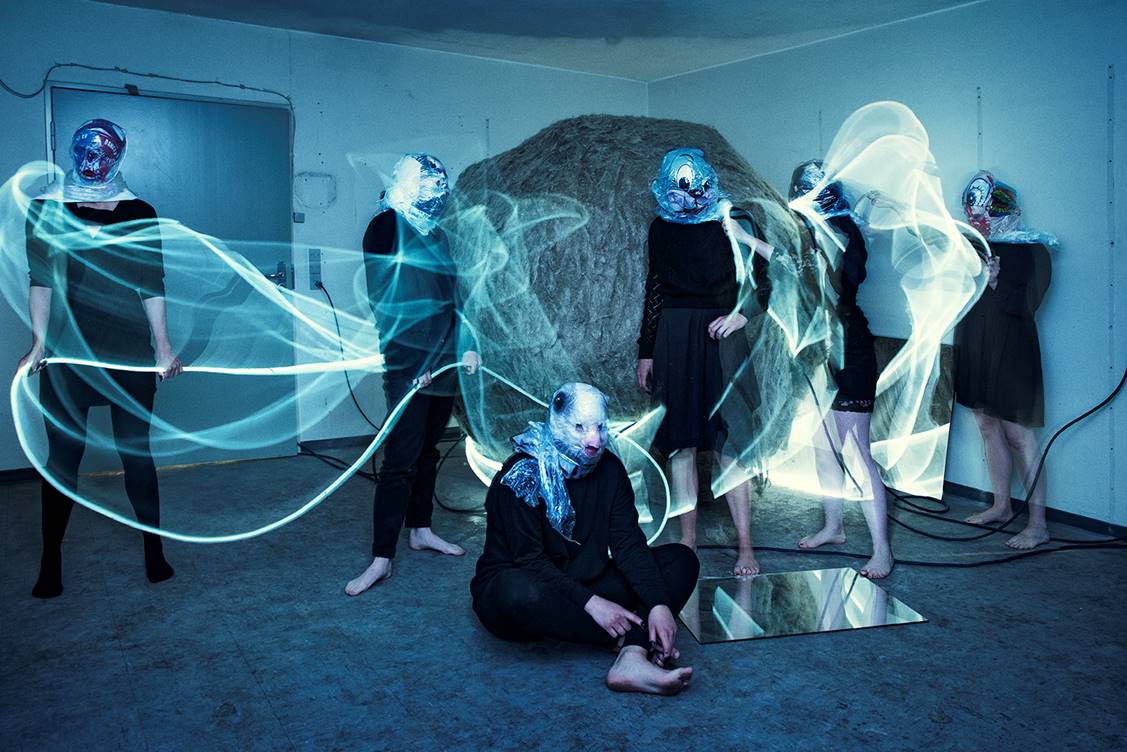 efterklang.leaves - MXD - Music Export Denmark